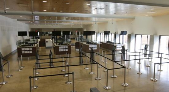 Como cruzar la frontera de Tijuana a San Diego en shuttle o cruzar por ...